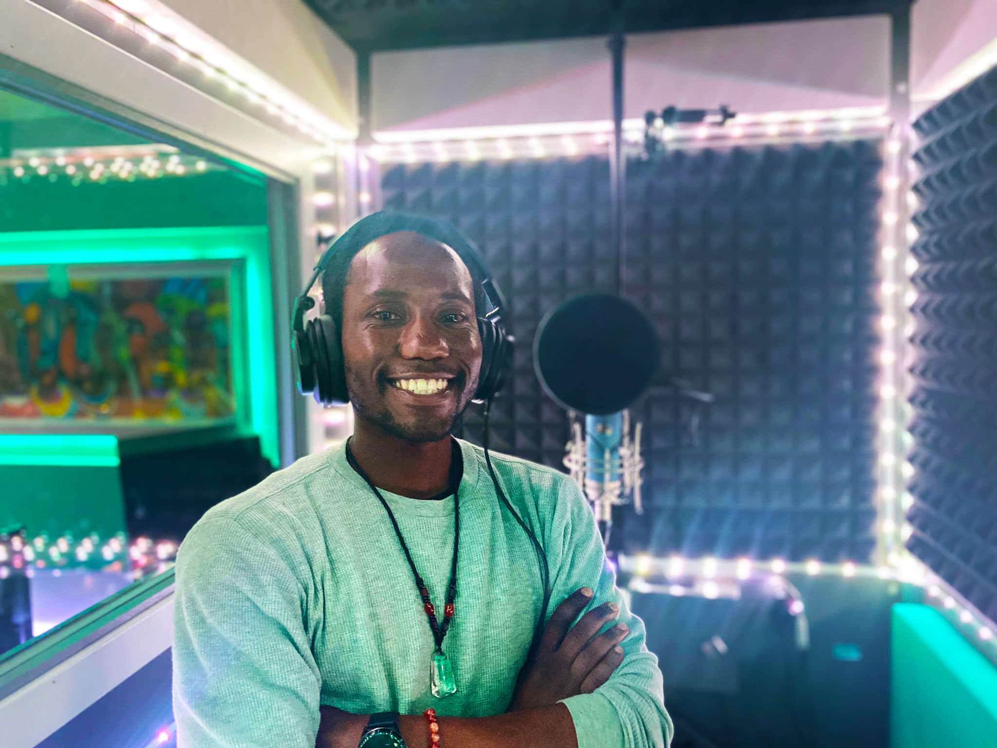 Zimbabwean rapper Alpha Centauri lights up — The Discourse