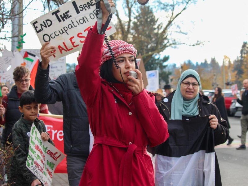 Coast Salish food and cooking: a taste of yesteryear – The Discourse.